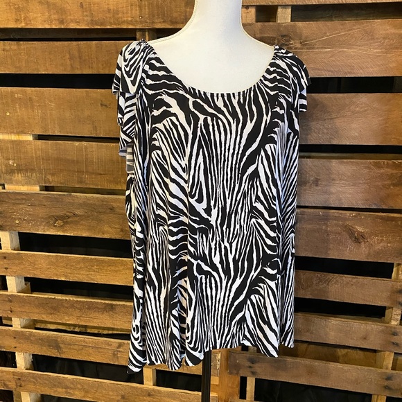 Tops | Zebra Top | Poshmark